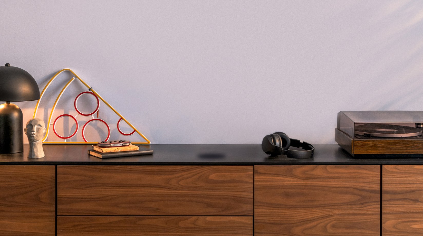 How to mount Displate? Accessories! Stand, 3D Magnet, Sticker Magnet ...